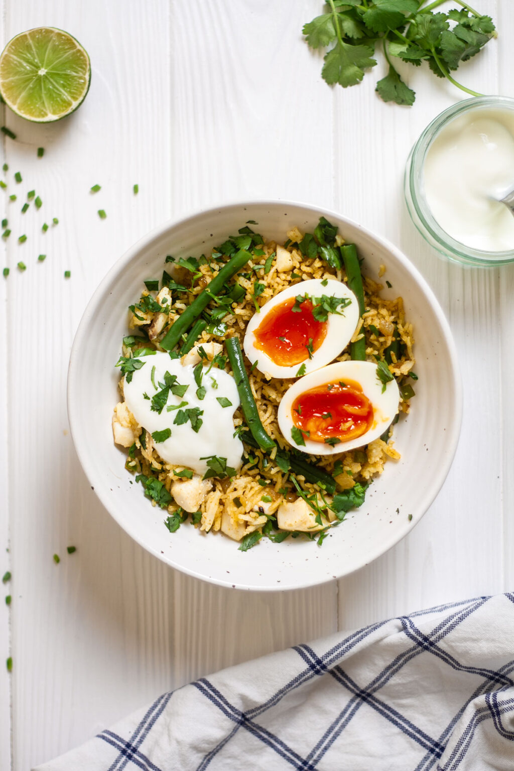 Easy Smoked Haddock Kedgeree (English Rice & Fish Dish) - Knife and Soul