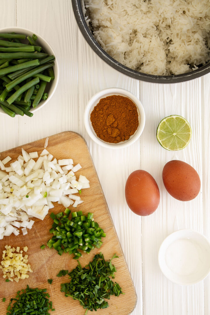Easy Smoked Haddock Kedgeree (English Rice & Fish Dish) - Knife and Soul