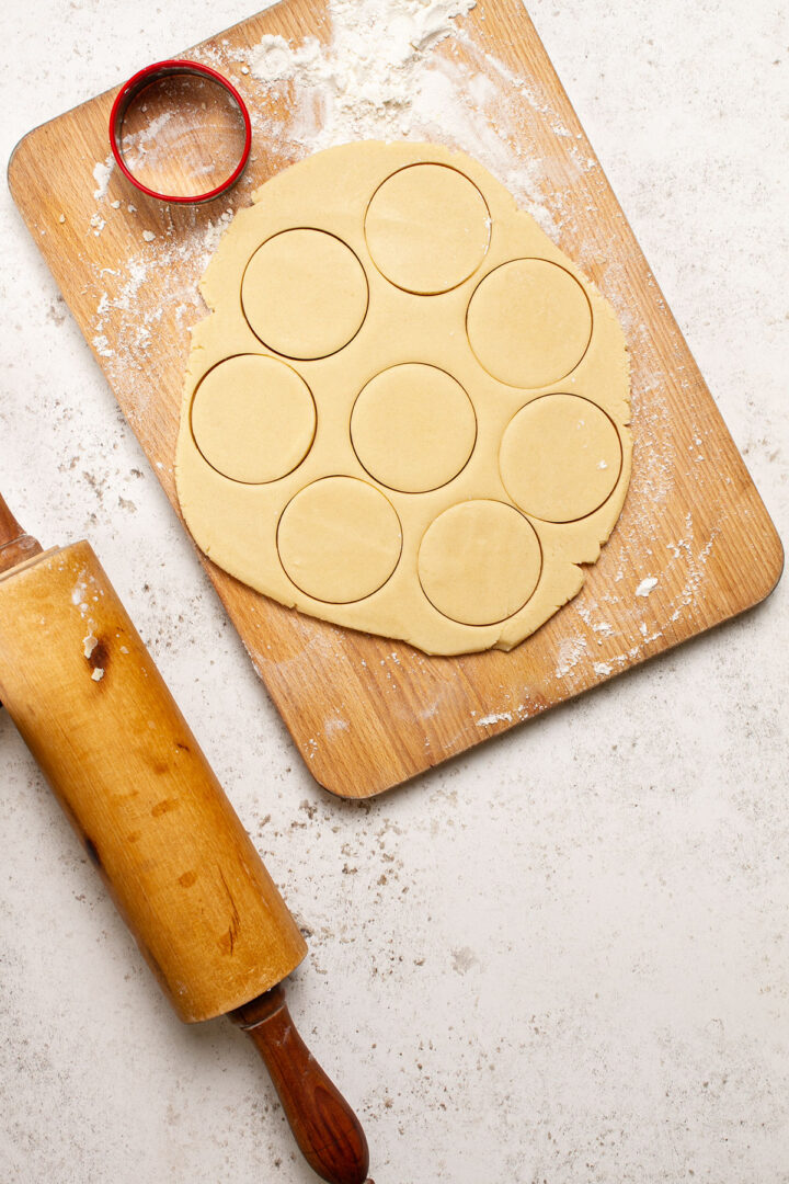 Easy All Butter Shortbread Biscuits (Cookies) - Knife and Soul